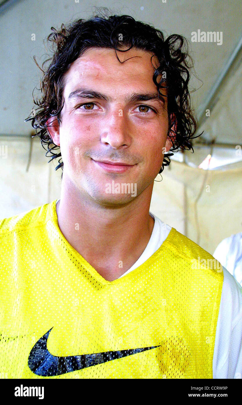 Manchester united 2003 hi-res stock photography and images - Alamy