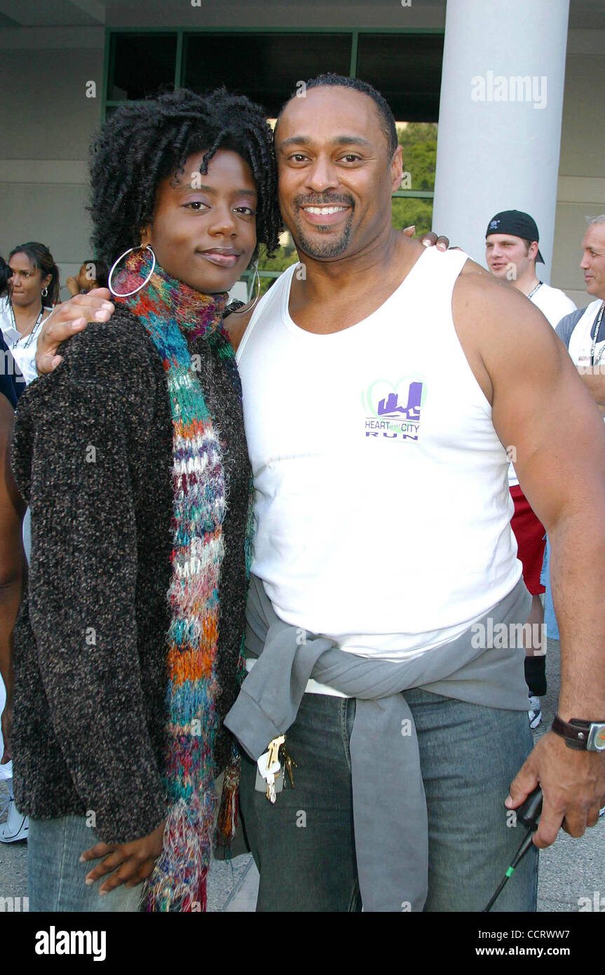 Oct. 12, 2003 - Hollywood, California, U.S. - I8053CHW.7TH ANNUAL HEART ...