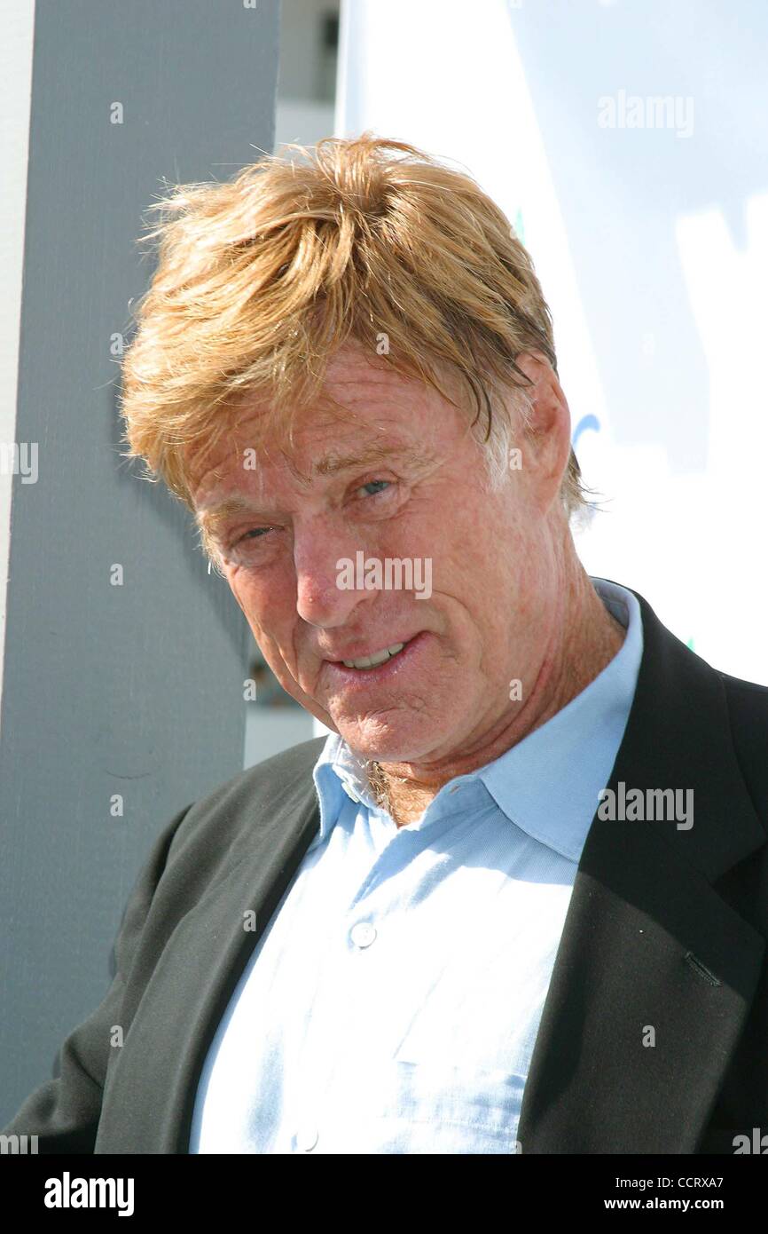 Robert redford building hi-res stock photography and images - Alamy