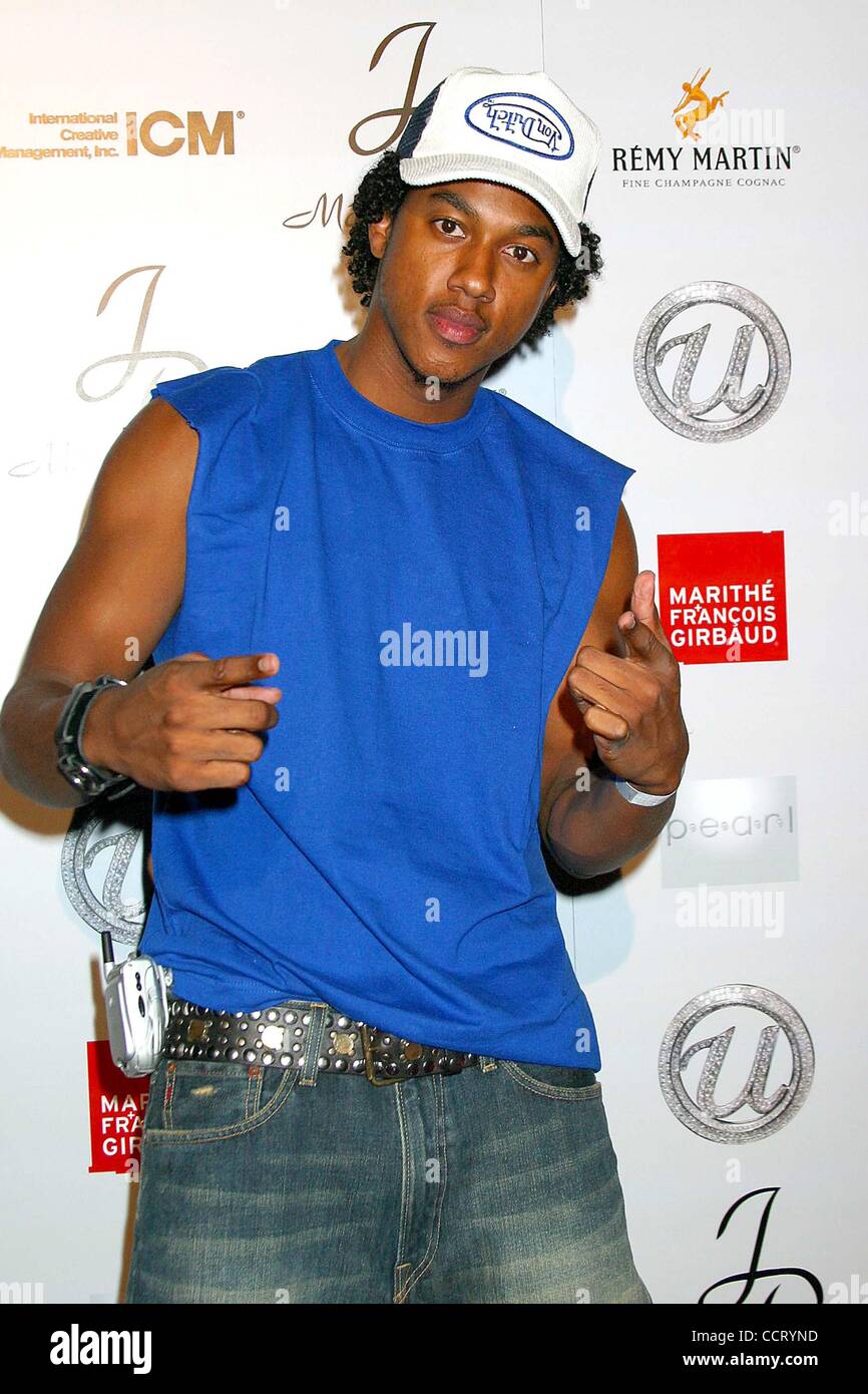 Usher 2003 hi-res stock photography and images - Alamy