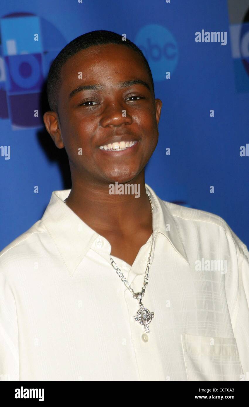 Jan. 15, 2004 - Hollywood, California, U.S. - K34870EG.ABC WINTER PRESS ...