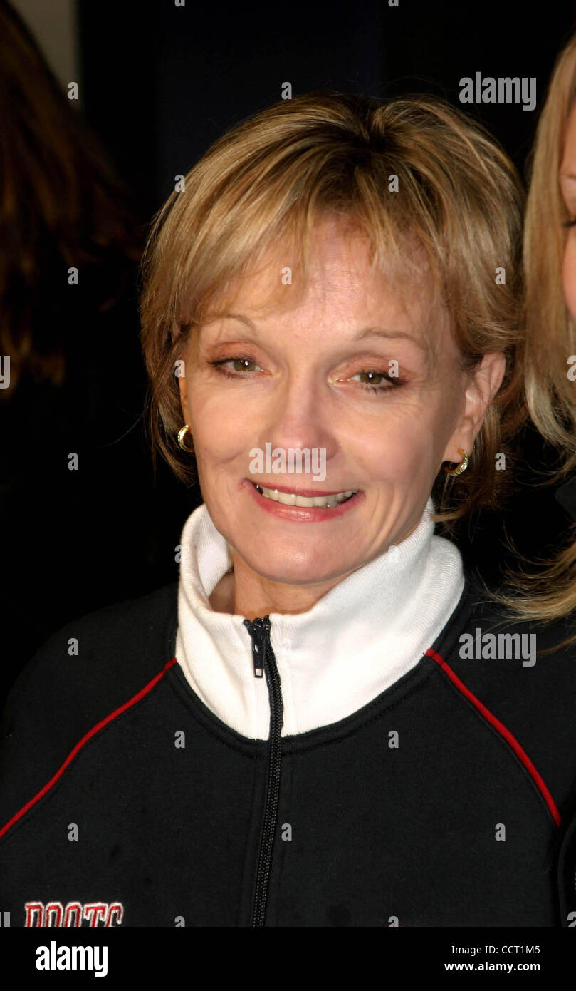 Feb. 2, 2004 - Hollywood, California, U.S. - K34986EG.MIRACLE WORLD ...