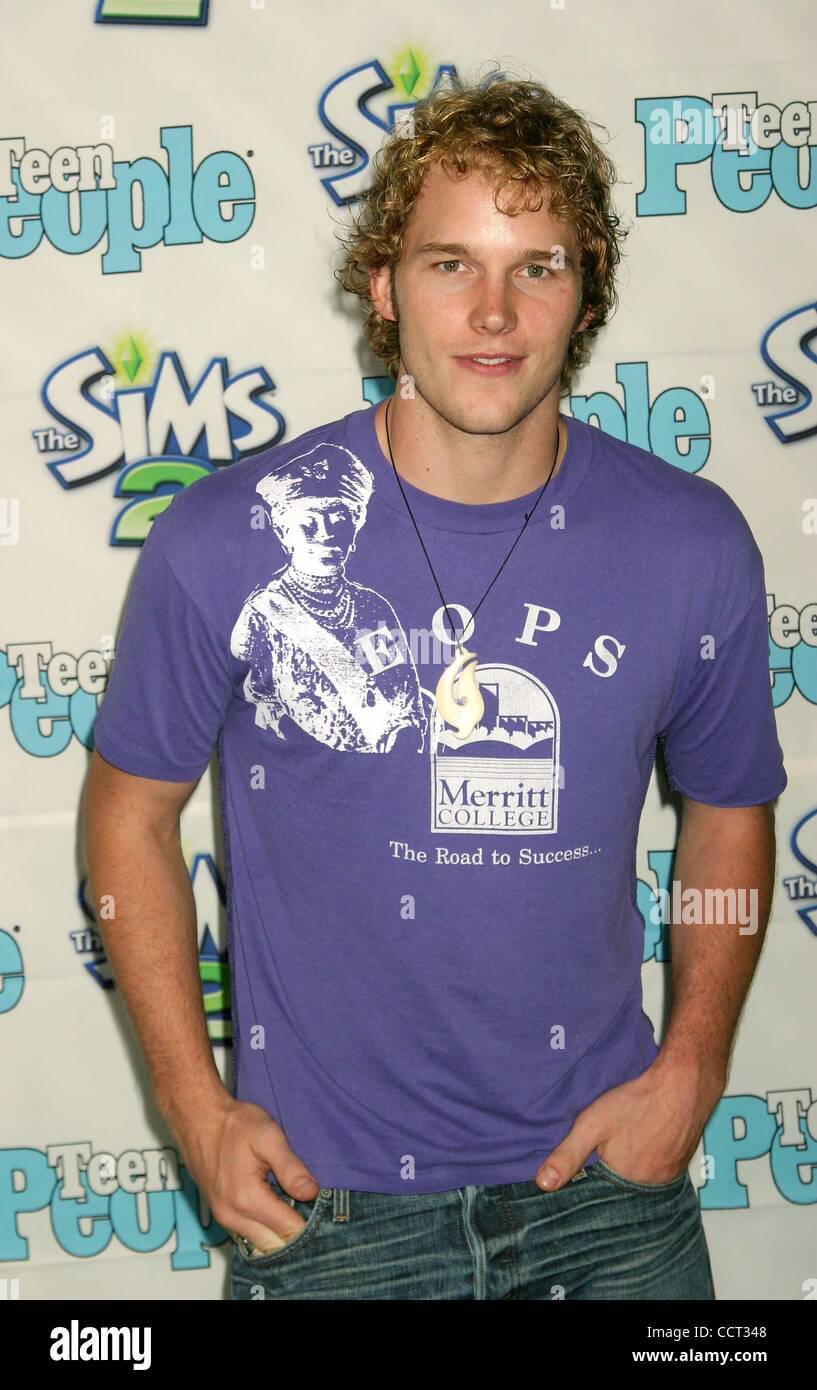 Young chris pratt hi-res stock photography and images - Alamy