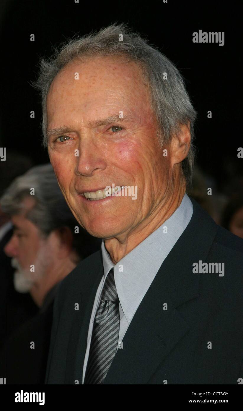 Sept. 27, 2004 - Hollywood, California, U.S. - K39446EG.75TH DIAMOND ...