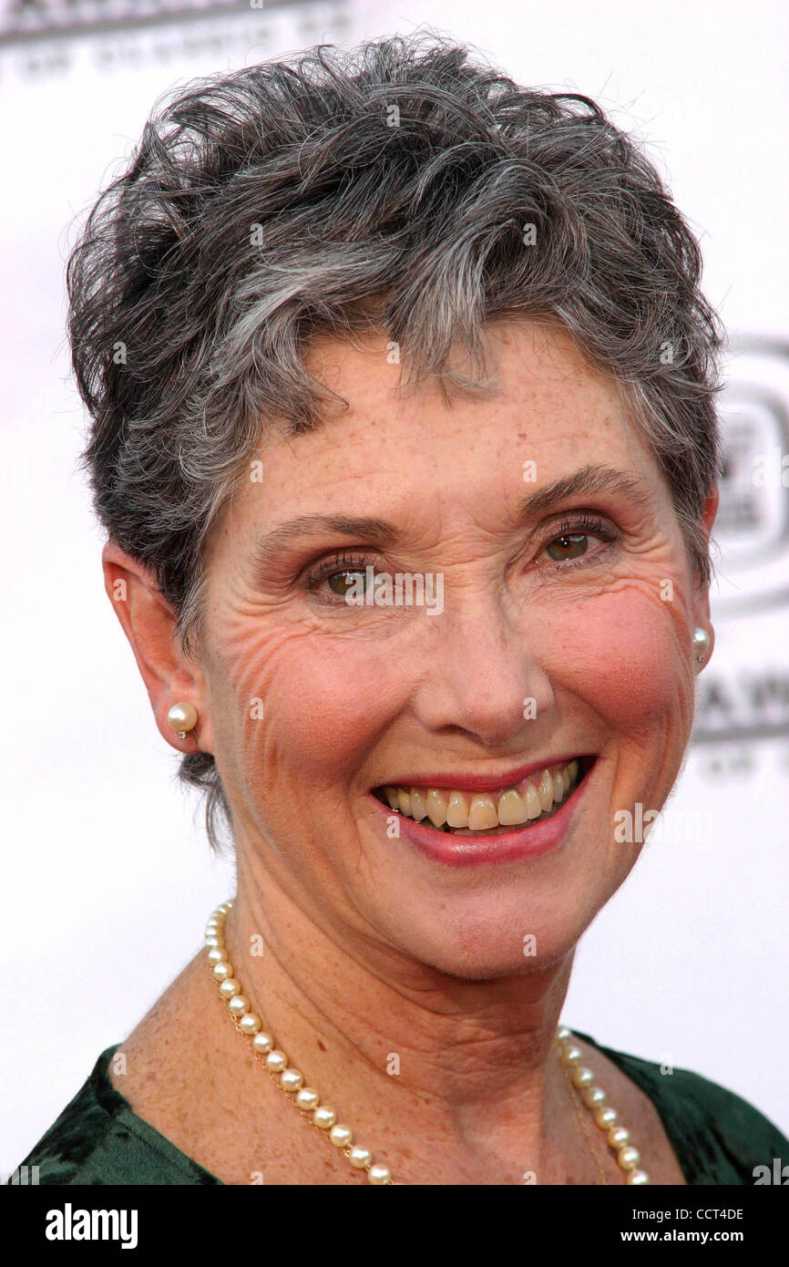 Elinor donahue hi-res stock photography and images - Alamy