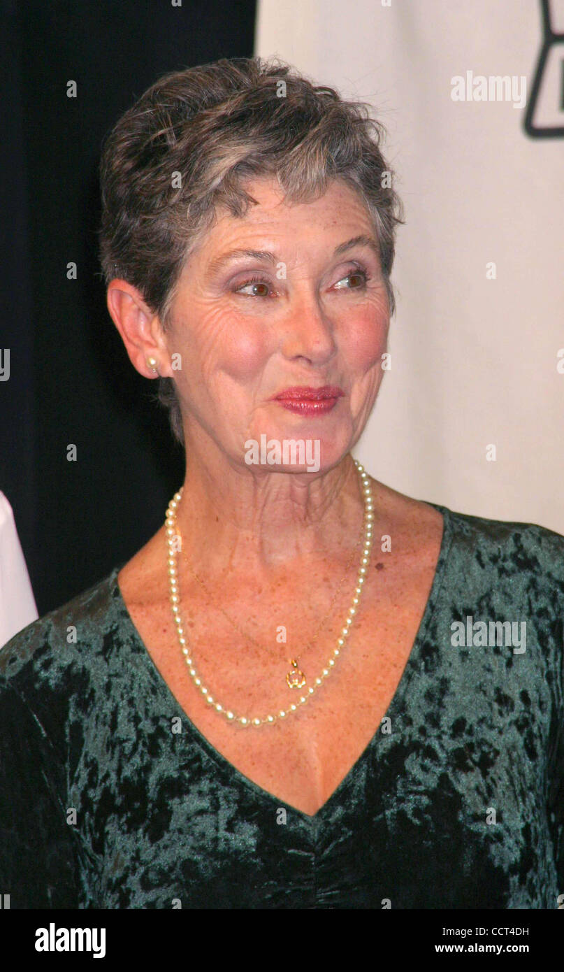 Elinor donahue hi-res stock photography and images - Alamy