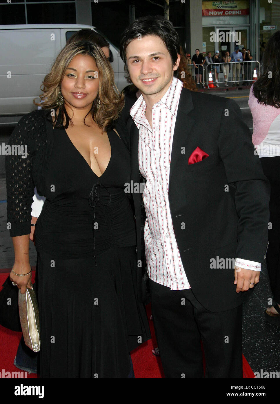 Freddy rodriguez and wife elsie hi-res stock photography and images - Alamy
