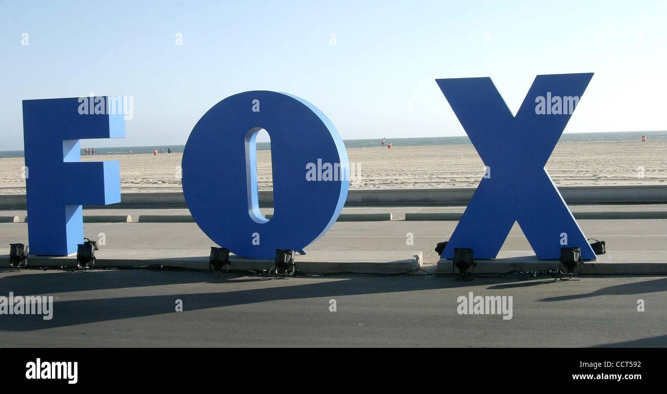 June 11, 2004 - Hollywood, California, U.S. - K37634EG.FOX NETWORK NEW ...