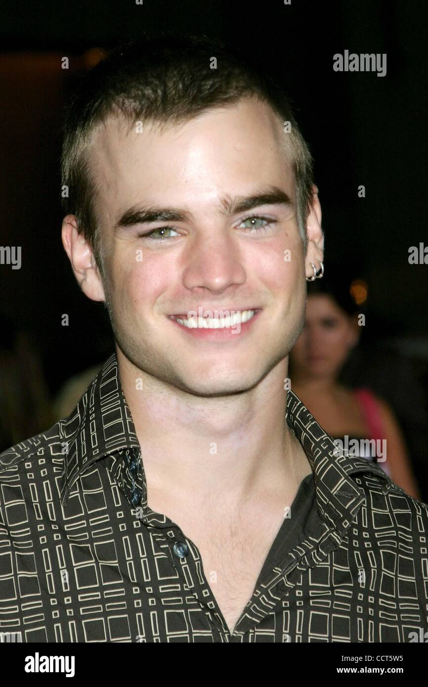 David gallagher 2004 hi-res stock photography and images - Alamy