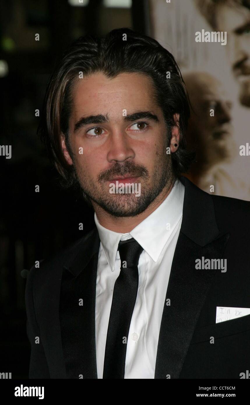 Colin Farrell 2004 High Resolution Stock Photography and Images - Alamy