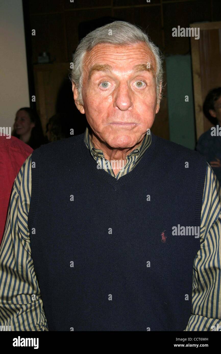 Jan. 28, 2004 - Hollywood, California, U.S. - K35017EG.''THE YOUNG AND ...