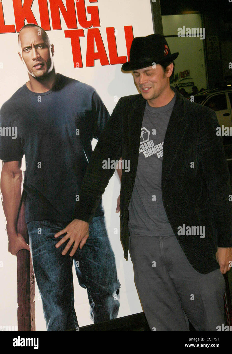 Johnny Knoxville 2004 High Resolution Stock Photography and Images - Alamy
