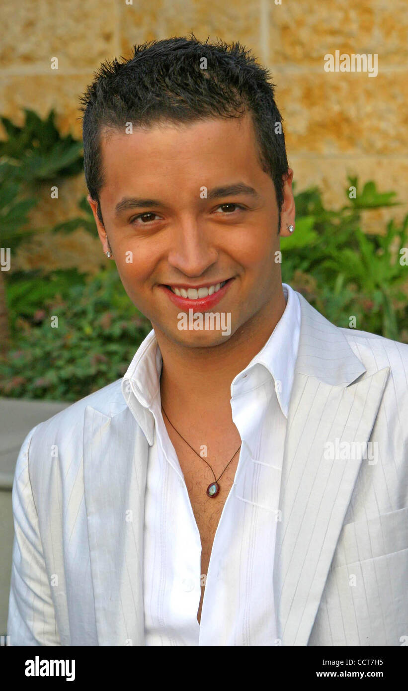 May 26, 2004 - Hollywood, California, U.S. - K37537EG.AMERICAN IDOL ...