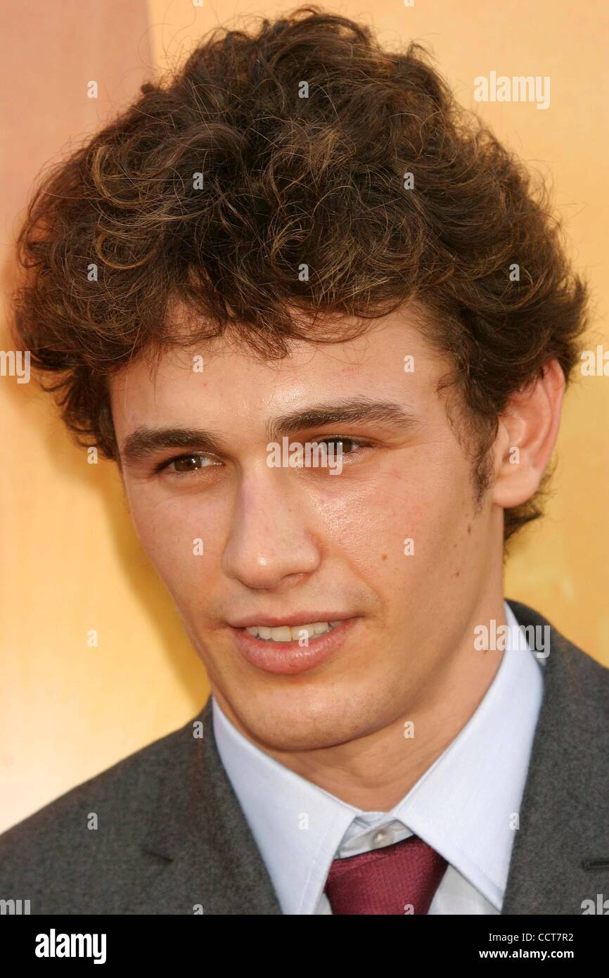 James franco spider man 2 premiere hi-res stock photography and images ...