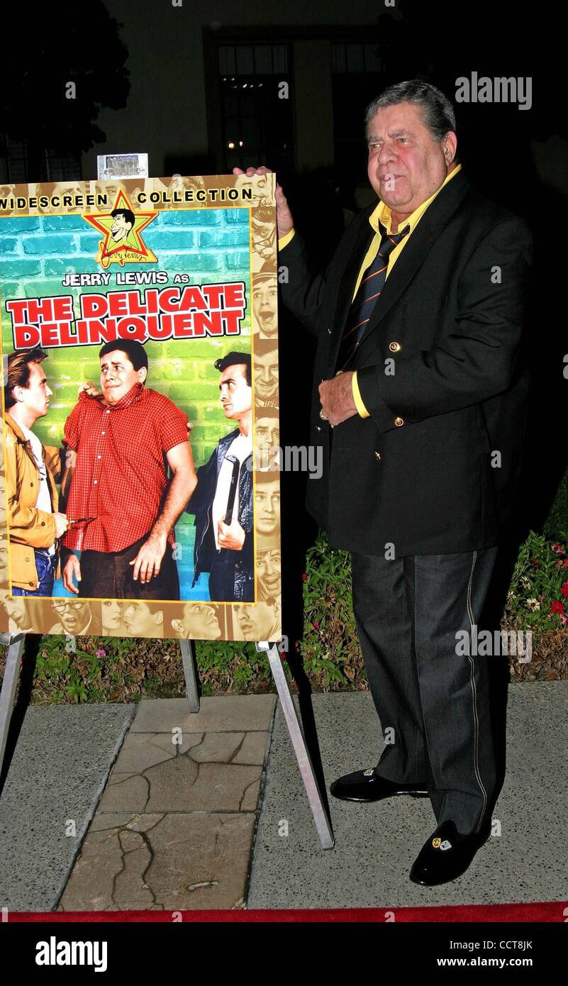 Oct. 12, 2004 - Hollywood, California, U.S. - K39631EG.THE NUTTY ...