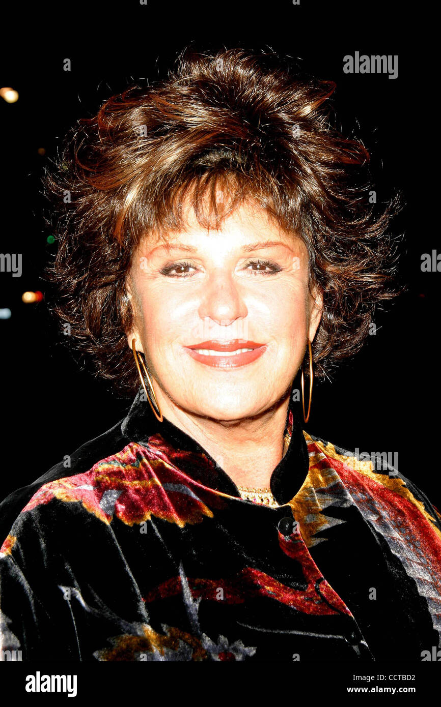 Nov. 8, 2004 - Hollywood, California, U.S. - K40162EG.KINSEY LOS ...