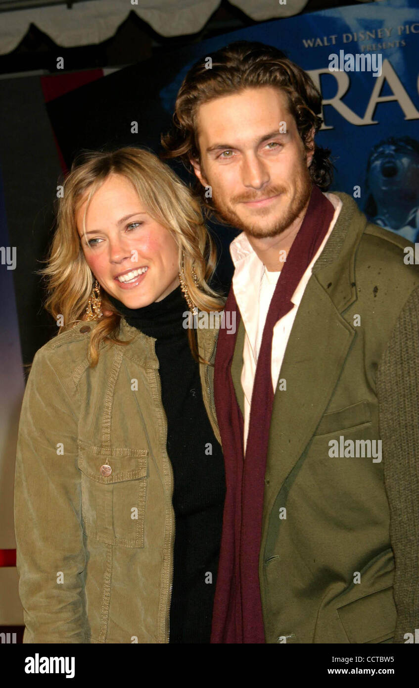 Feb. 2, 2004 - Hollywood, California, U.S. - K34986EG.MIRACLE WORLD ...