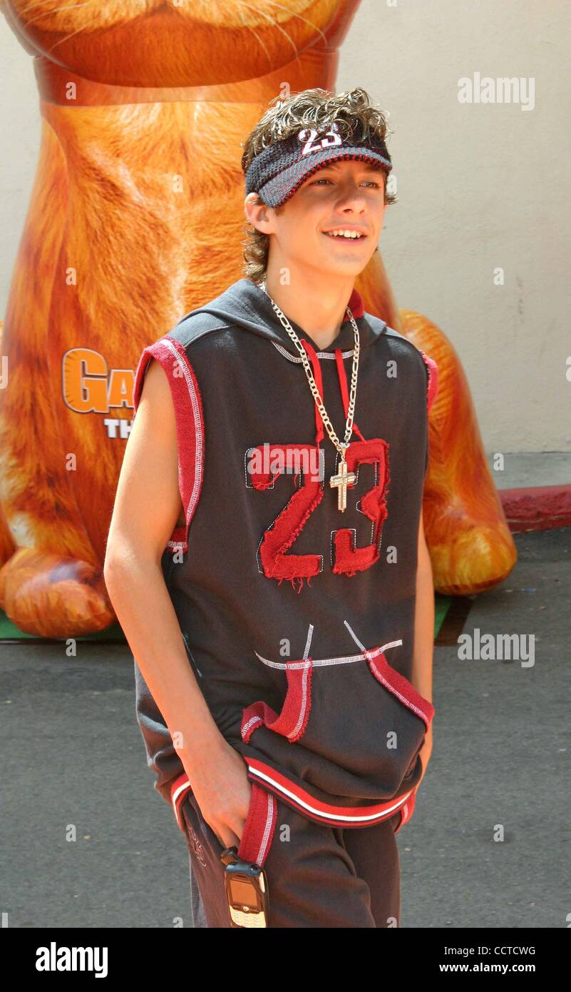 June 6, 2004 - Hollywood, California, U.S. - K37607EG.GARFIELD THE ...