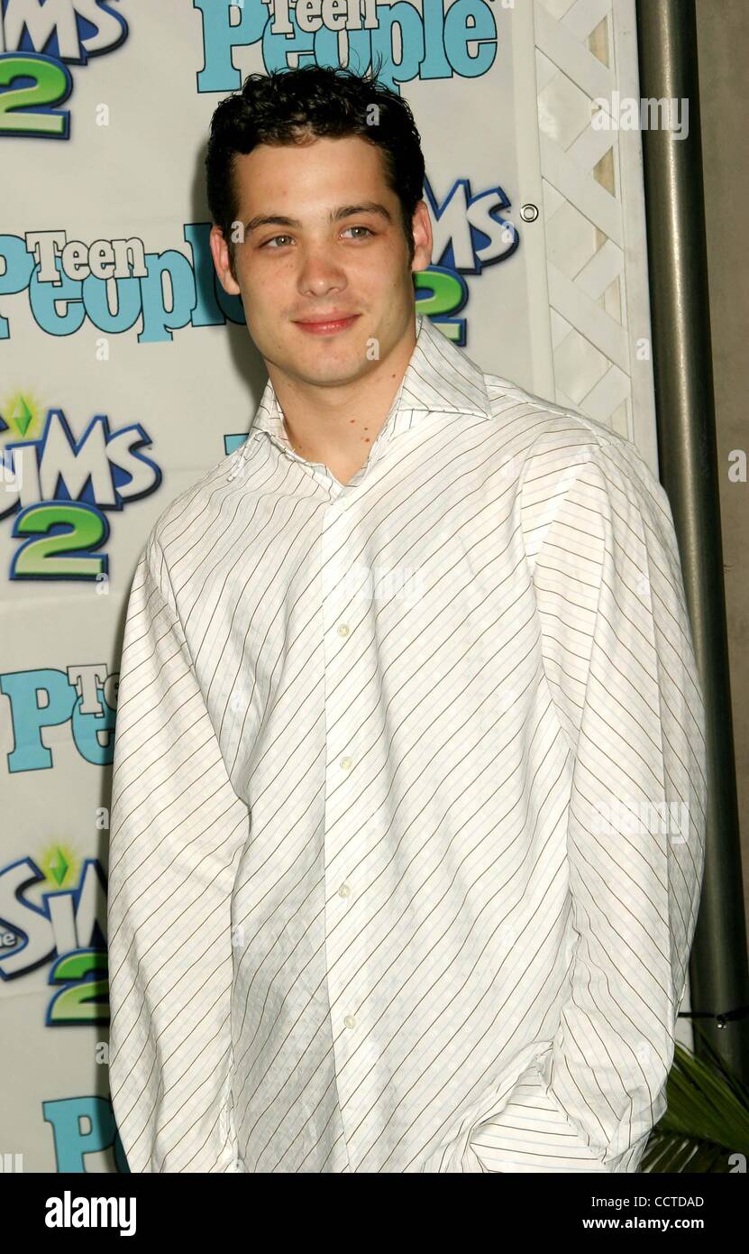 Aug. 6, 2004 - Hollywood, California, U.S. - K38567EG.TEEN PEOPLE YOUNG ...