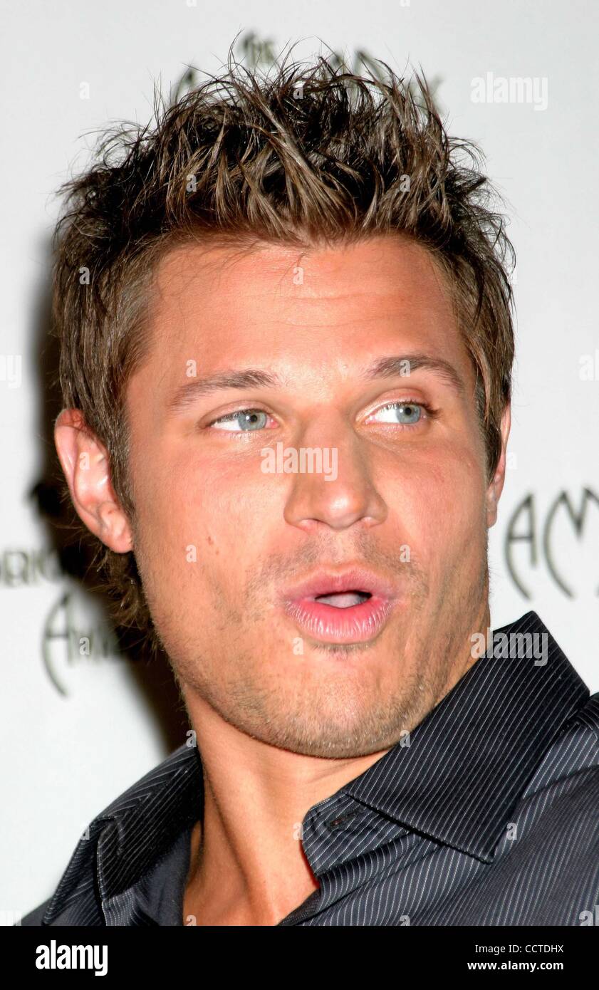 American music awards 2004 hi-res stock photography and images - Alamy