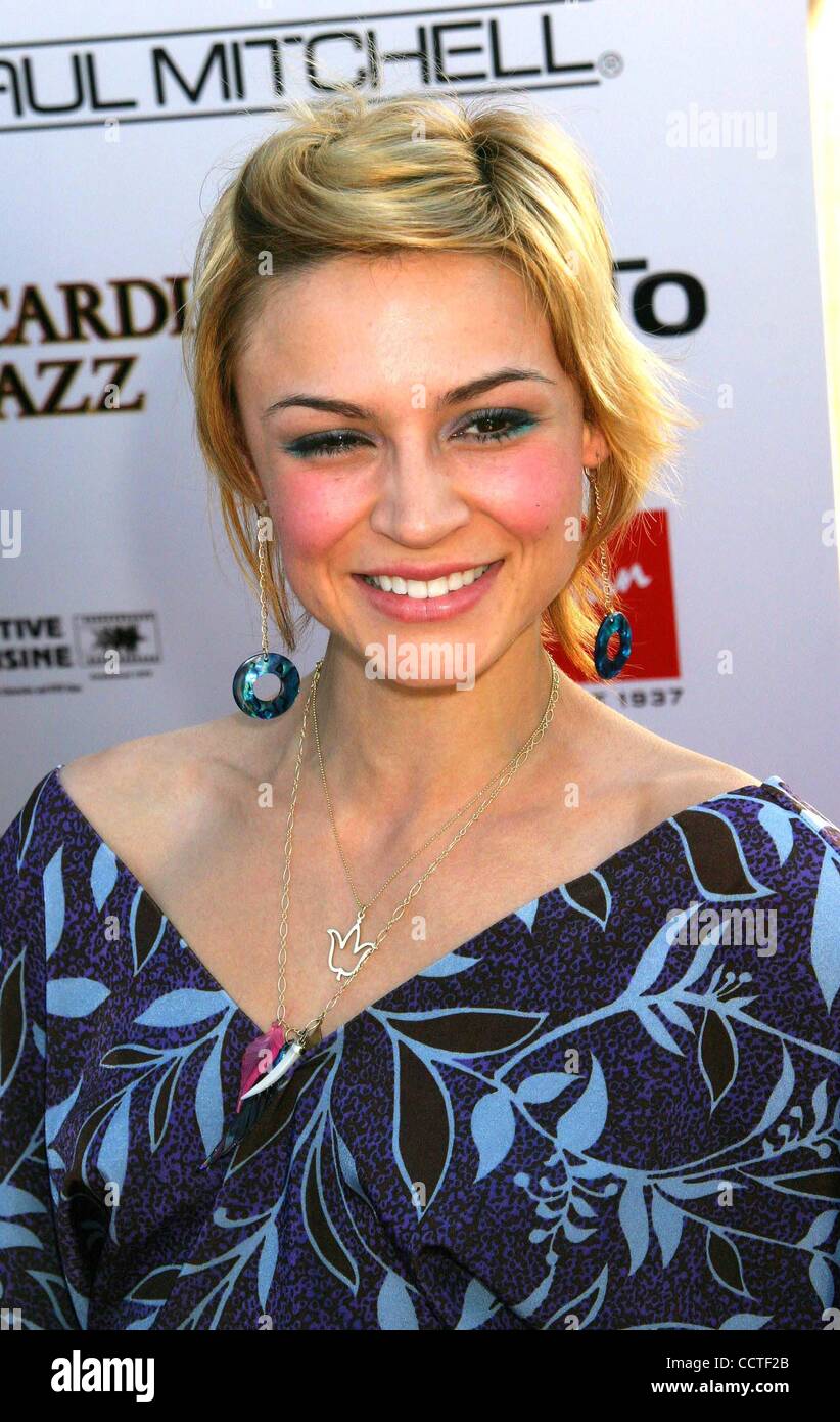 May 2, 2004 - Hollywood, California, U.S. - K36628EG.6TH ANNUAL YOUNG ...