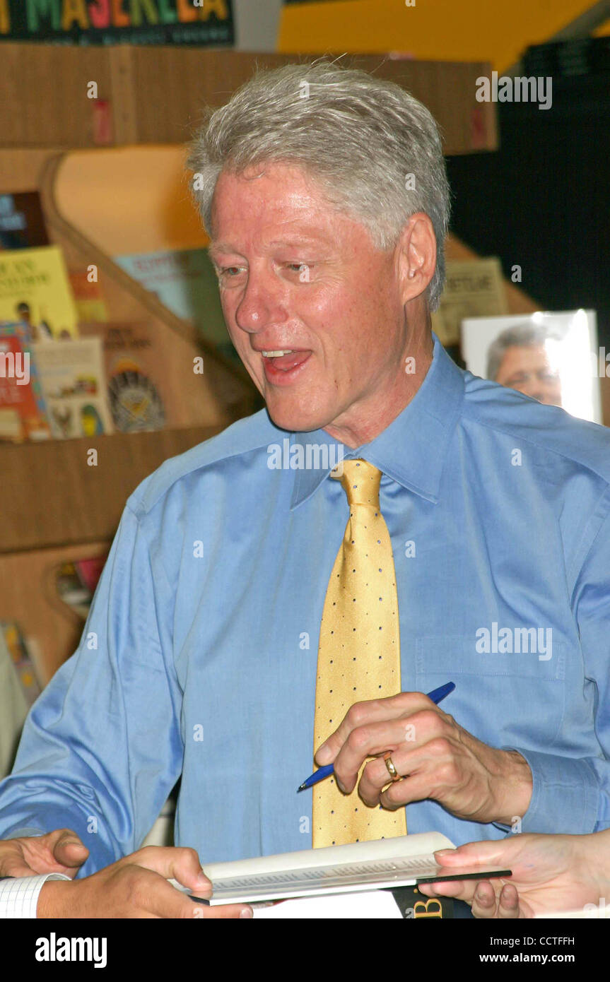 June 26, 2004 - Hollywood, California, U.S. - K37973EG.PRESIDENT BILL ...