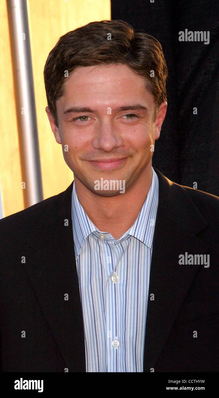 May 2, 2004 - Hollywood, California, U.S. - K36628EG.6TH ANNUAL YOUNG ...