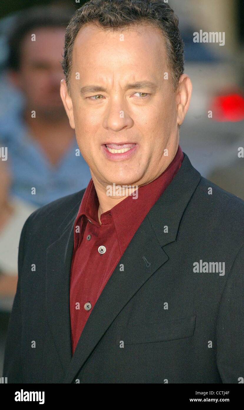 Tom Hanks The Terminal High Resolution Stock Photography and Images - Alamy