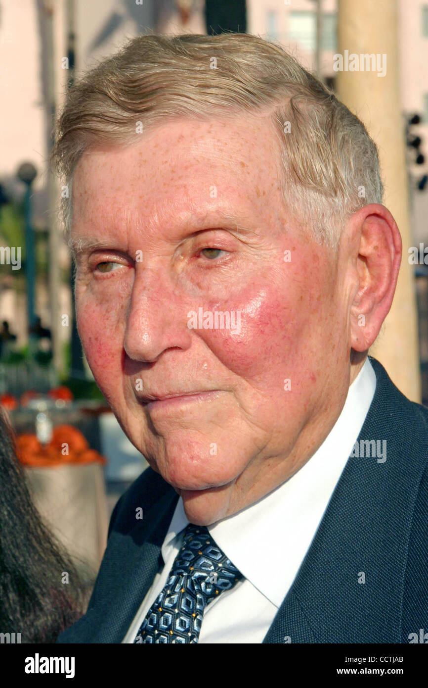 Leonard sumner hi-res stock photography and images - Alamy