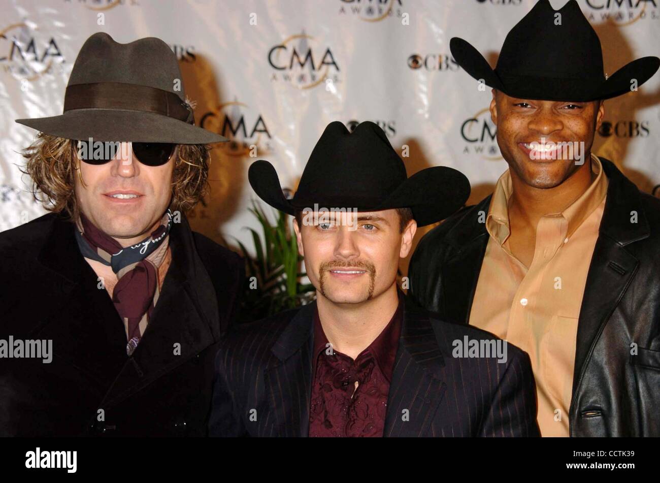 Cma awards 2004 hi-res stock photography and images - Alamy