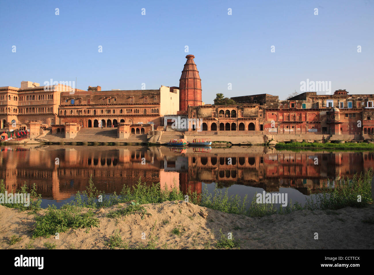 View of the ghats on the banks of the river Yamuna at Vrindavan Stock ...