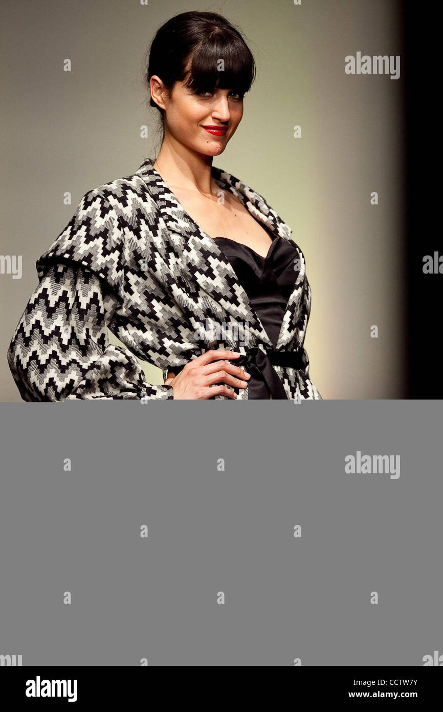 Fashion institute of design and merchandising hi-res stock photography ...