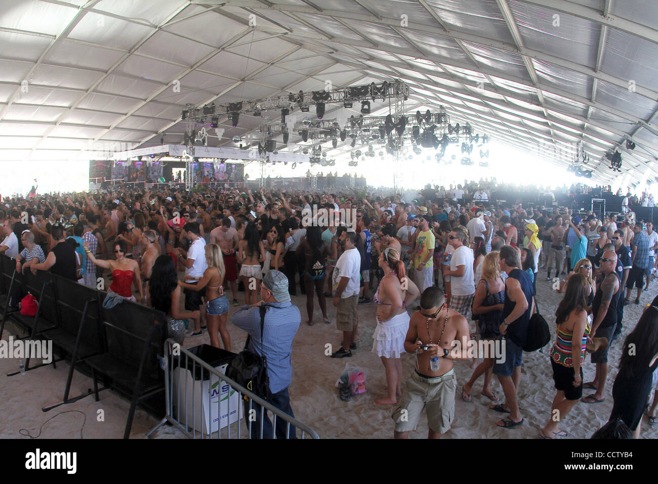 Crowd , atmosphere , audience , performers, dancers at The Masquerade ...