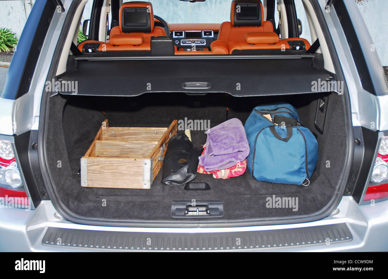 March 15, 2010. Los Angeles, California-USA. The 2010 Range Rover ...