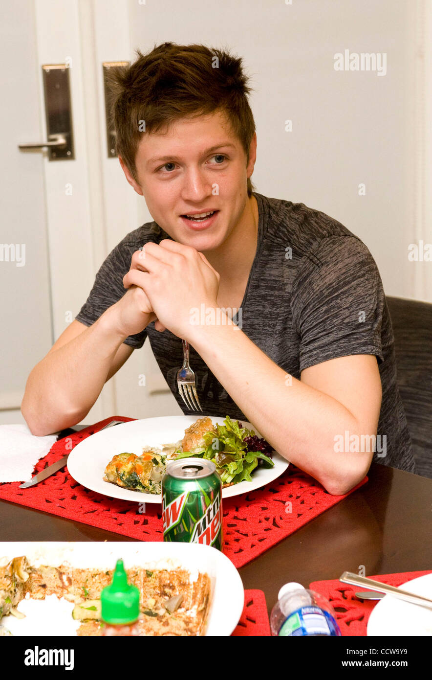 April 1, 2010 - Beverly Hills, California, USA - American Idol ...