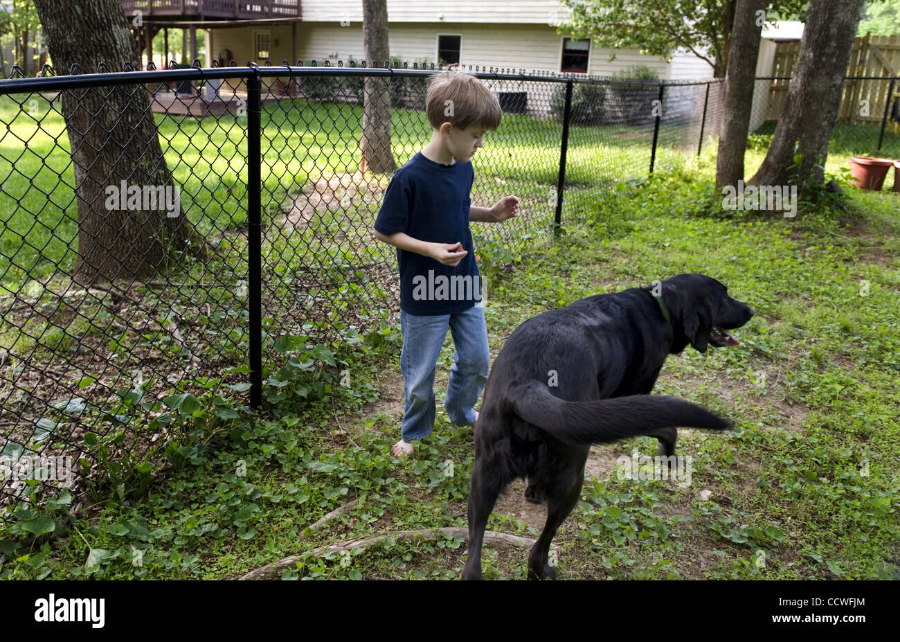 Apr. 21, 2010 - Marietta, GA - Ben and Sam Schwenker are 6-year-old ...