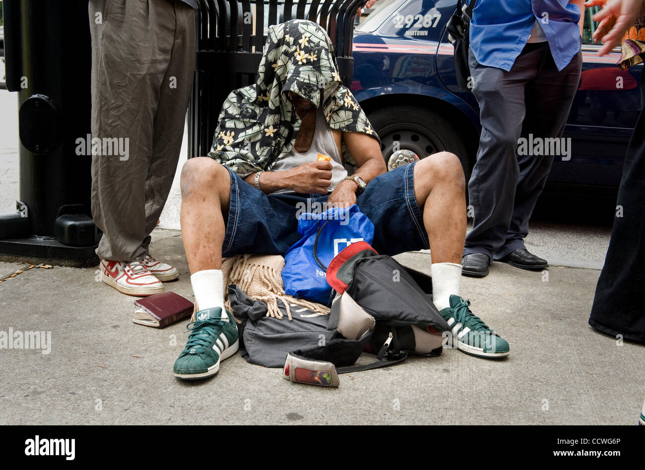 Atlanta, Georgia -- Homeless residents of the Peachtree and Pine ...