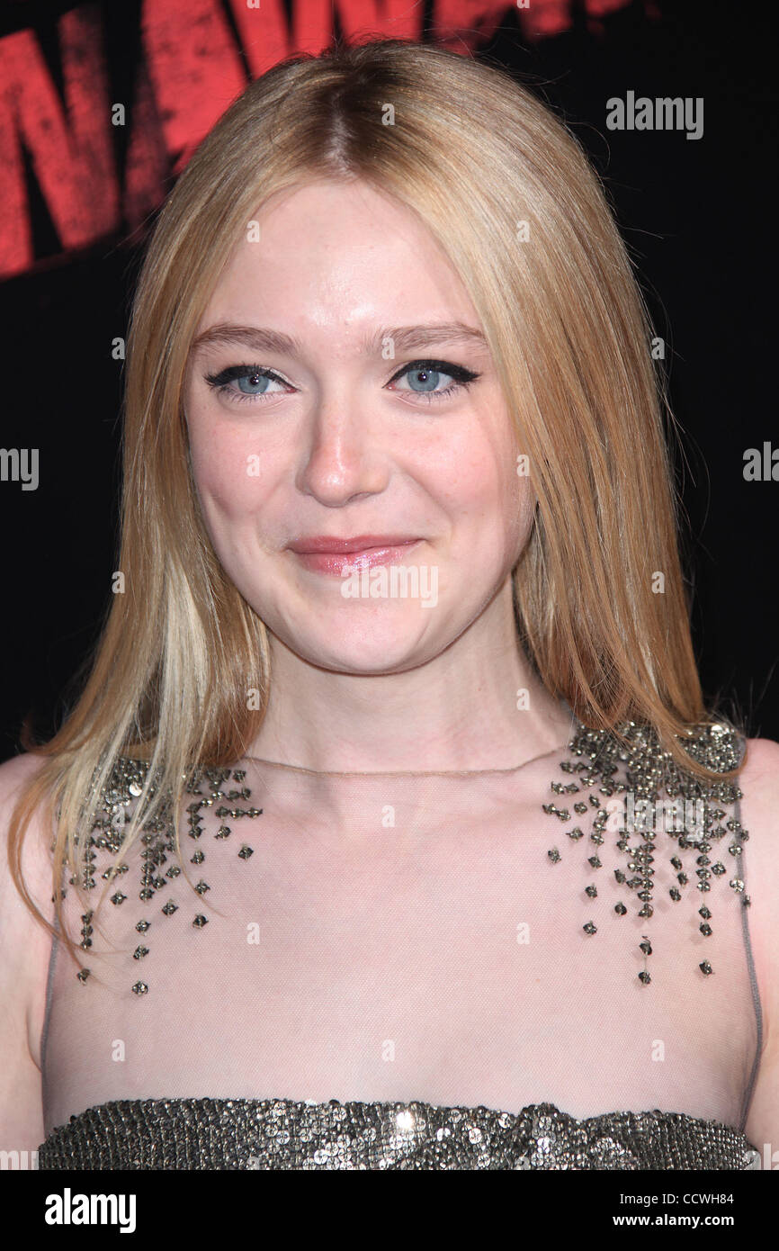 Mar 11, 2010 - Hollywood, California, USA - Actress DAKOTA FANNING ...