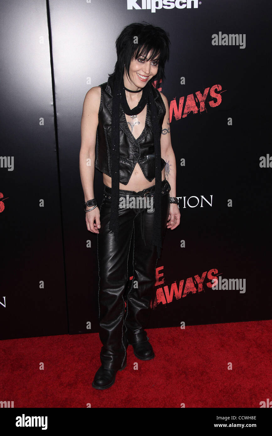 Mar 11, 2010 - Hollywood, California, USA - Musician JOAN JETT arriving ...