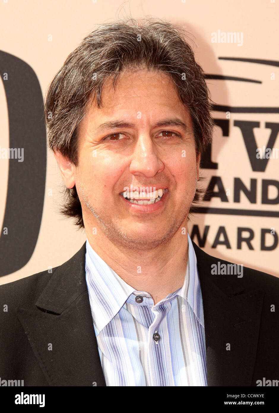 Actor ray romano hi-res stock photography and images - Alamy
