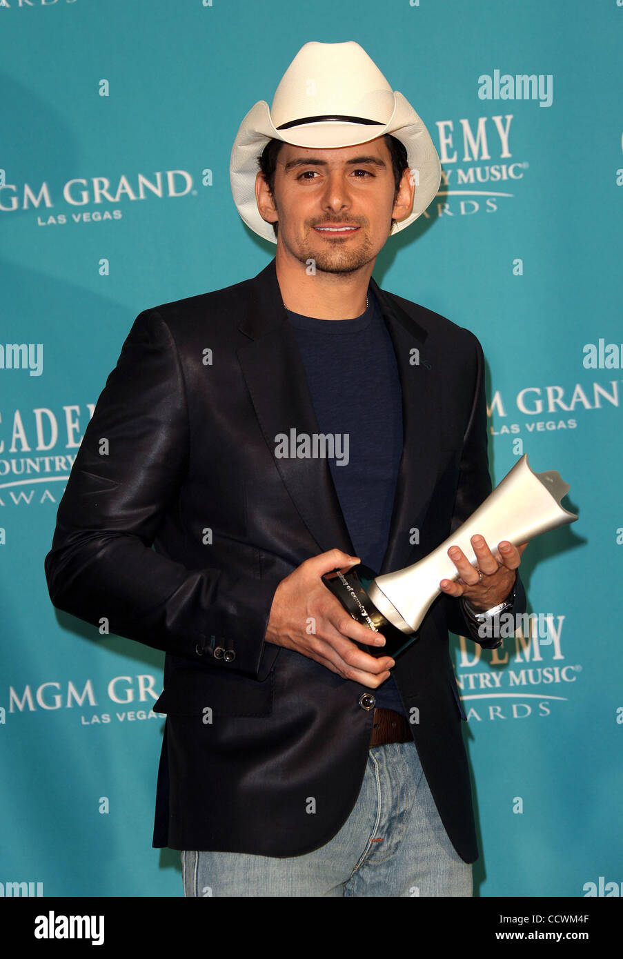 Apr 18, 2010 - Las Vegas, Nevada, USA - Singer BRAD PAISLEY arriving to ...