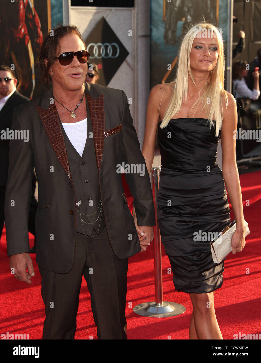 Apr 24, 2010 - Hollywood, California, USA - Actor MICKEY ROURKE & DATE ...