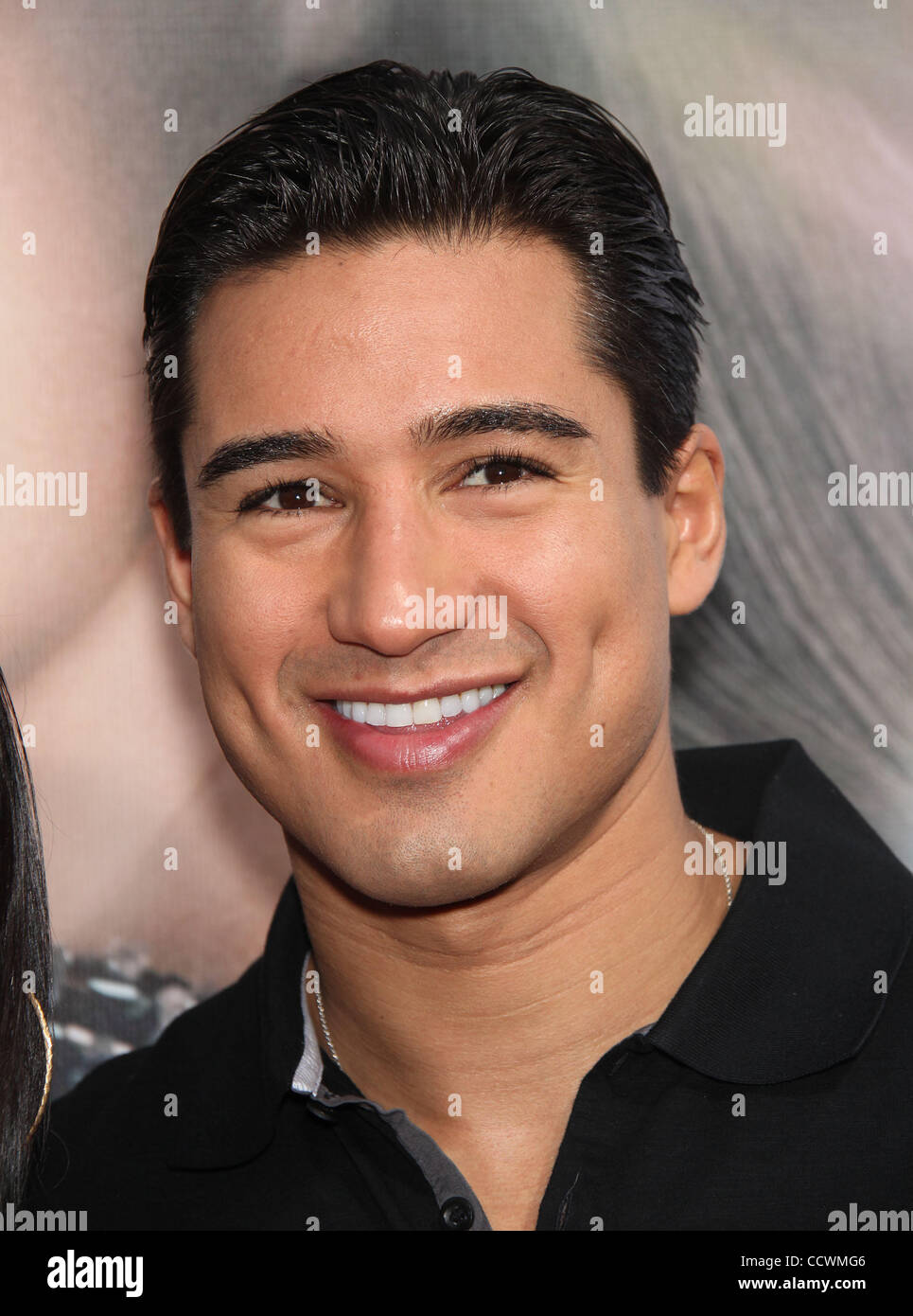 Actor mario lopez hi-res stock photography and images - Alamy