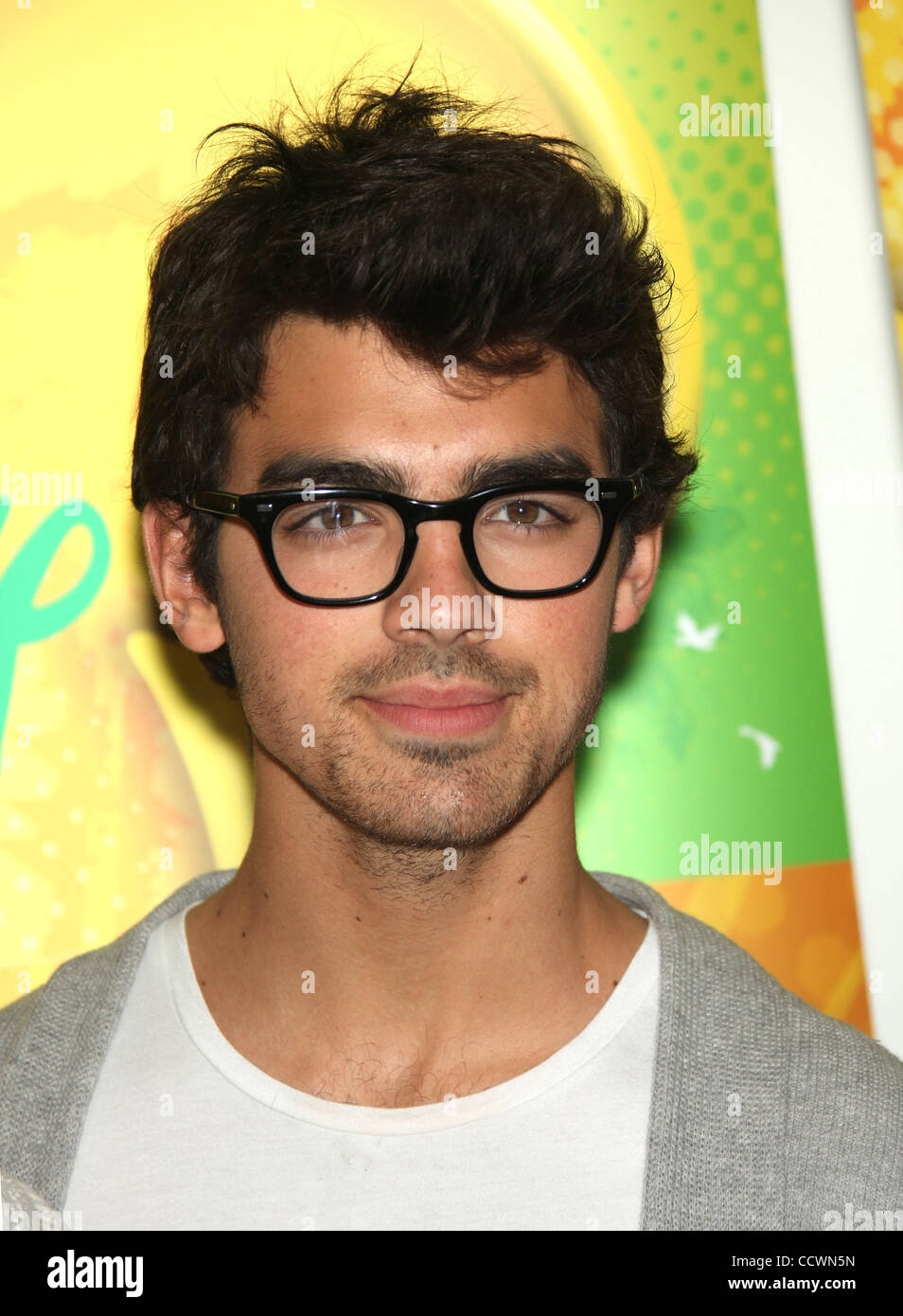 May 15, 2010 - Burbank, California, U.S. - JOE JONAS arrives at the ...