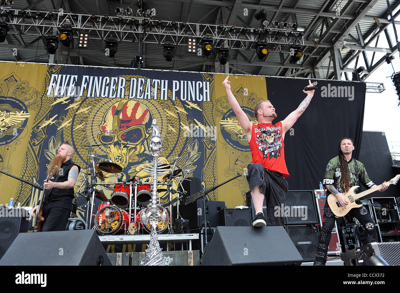 May 23, 2010 - Columbus, Ohio; USA - Singer IVAN GHOST MOODY of the ...