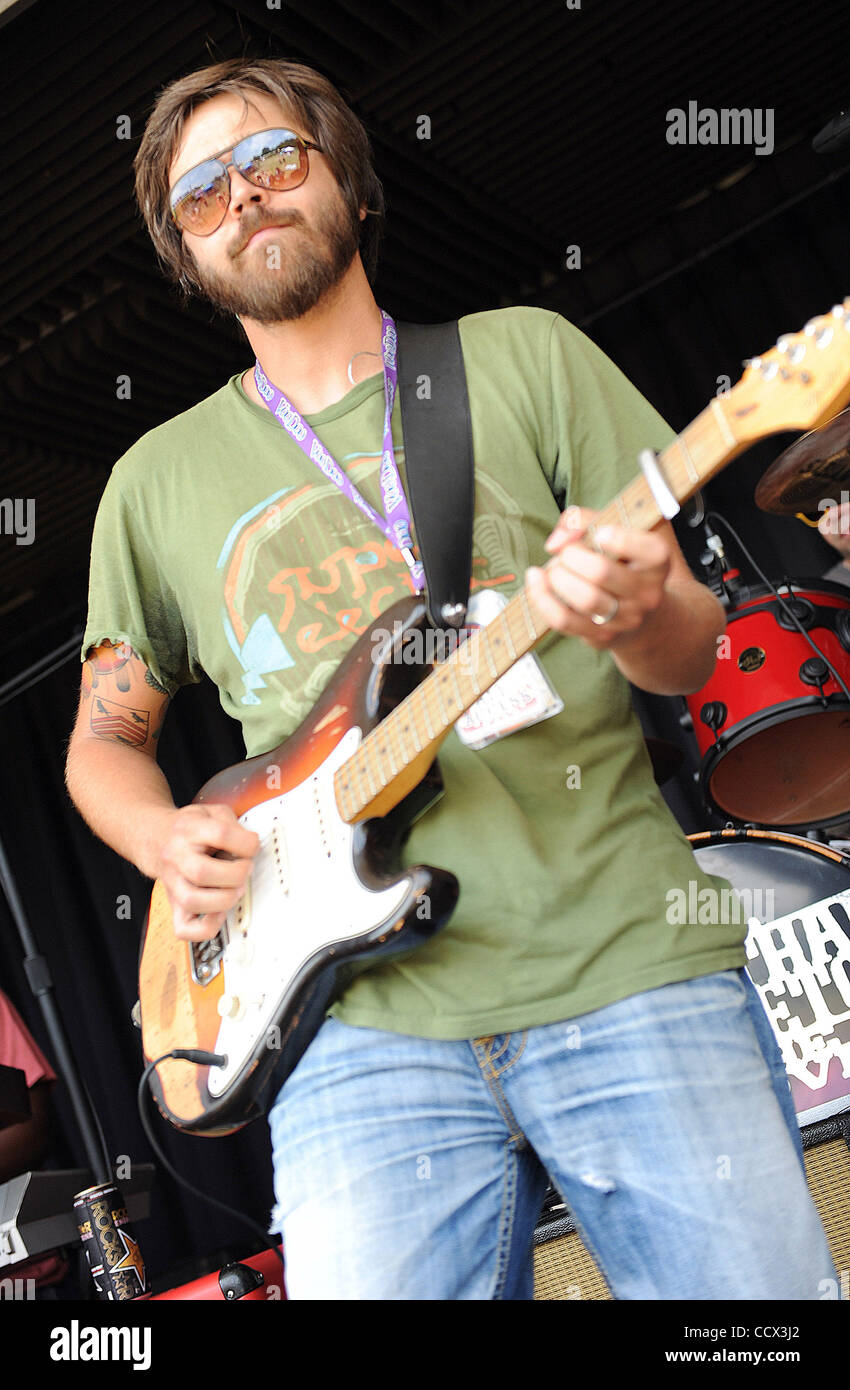 May 28, 2010 - Raleigh, North Carolina; USA - Singer / Guitarist ...