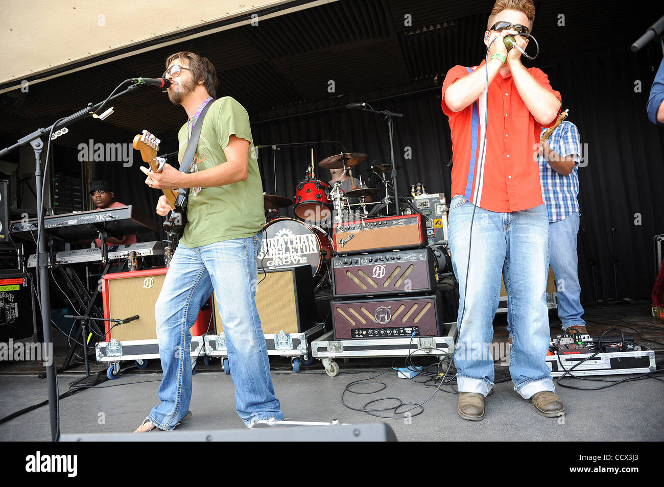 May 28, 2010 - Raleigh, North Carolina; USA - Singer / Guitarist ...