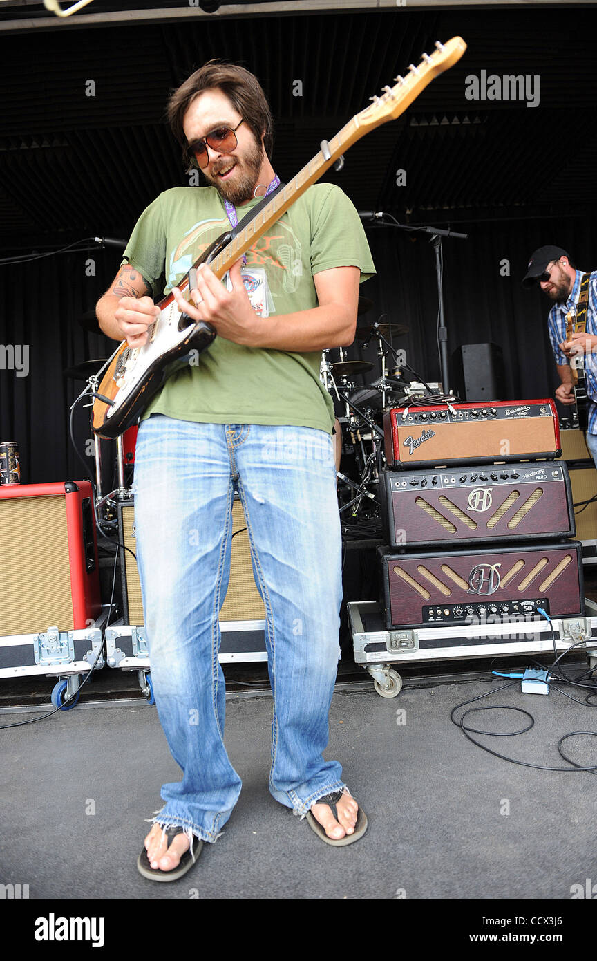 Jason singleton hi-res stock photography and images - Alamy