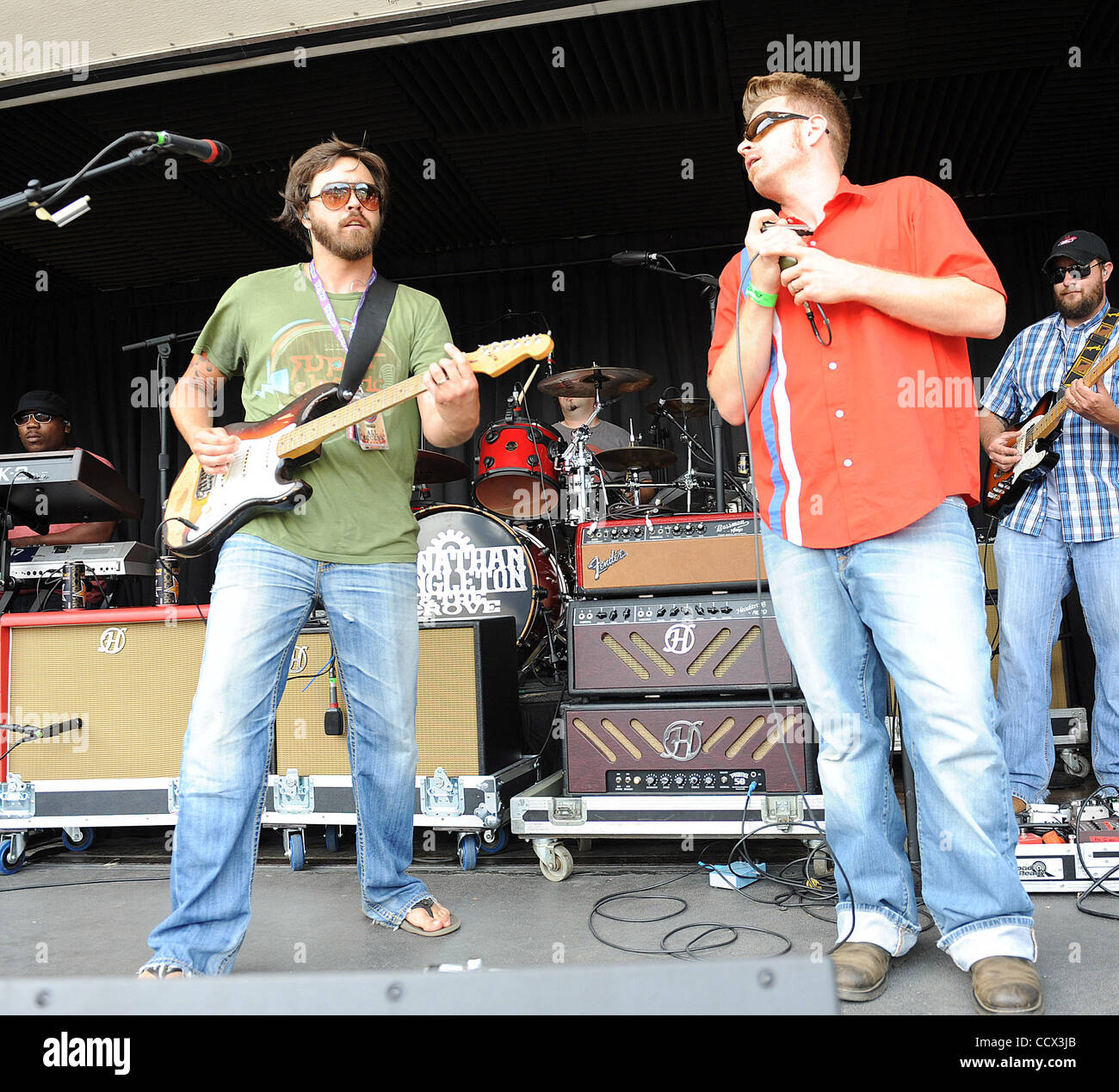 Jonathan singleton hi-res stock photography and images - Alamy