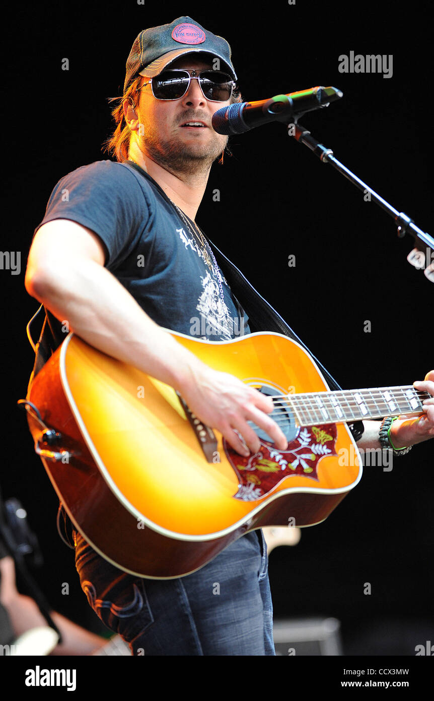 Eric church north carolina hi-res stock photography and images - Alamy